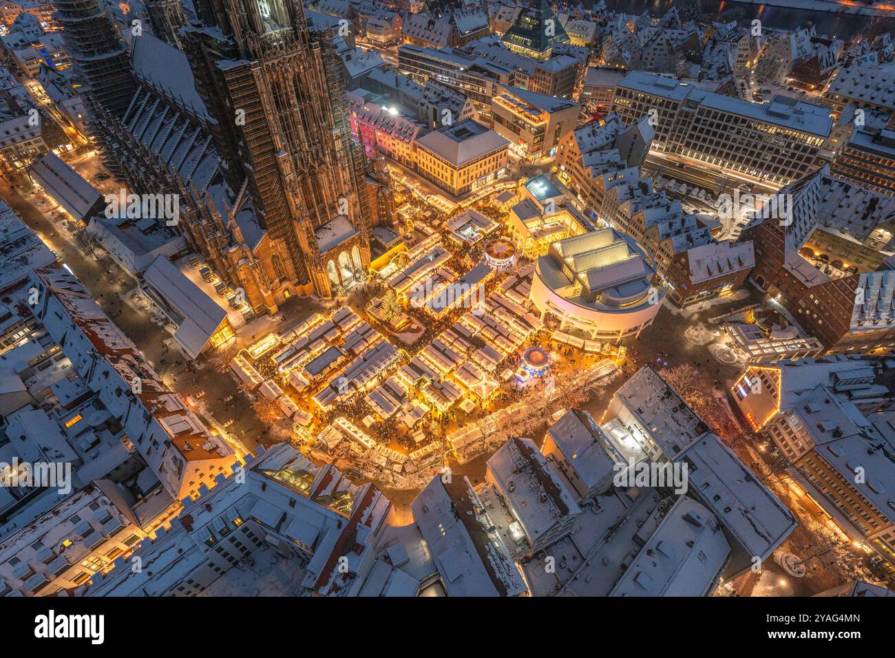 Aerial view of Ulm, Ulm Minster and the snow-covered Christmas market ...
