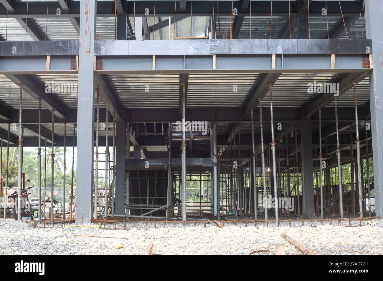 T beams hi-res stock photography and images - Alamy