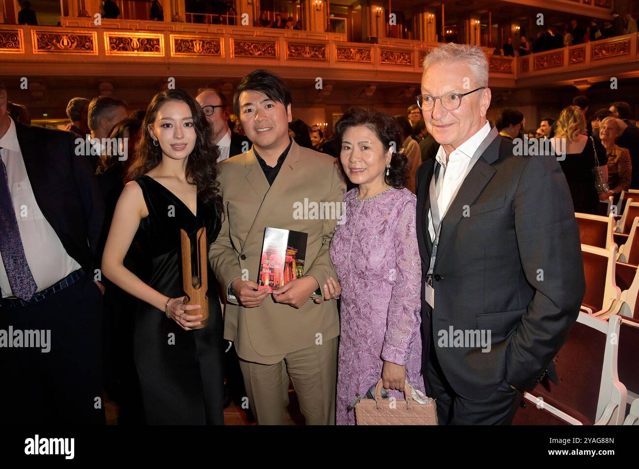 Gina Alice Redlinger, Lang Lang, Zhou Xiulan und Jürgen Redlinger bei ...