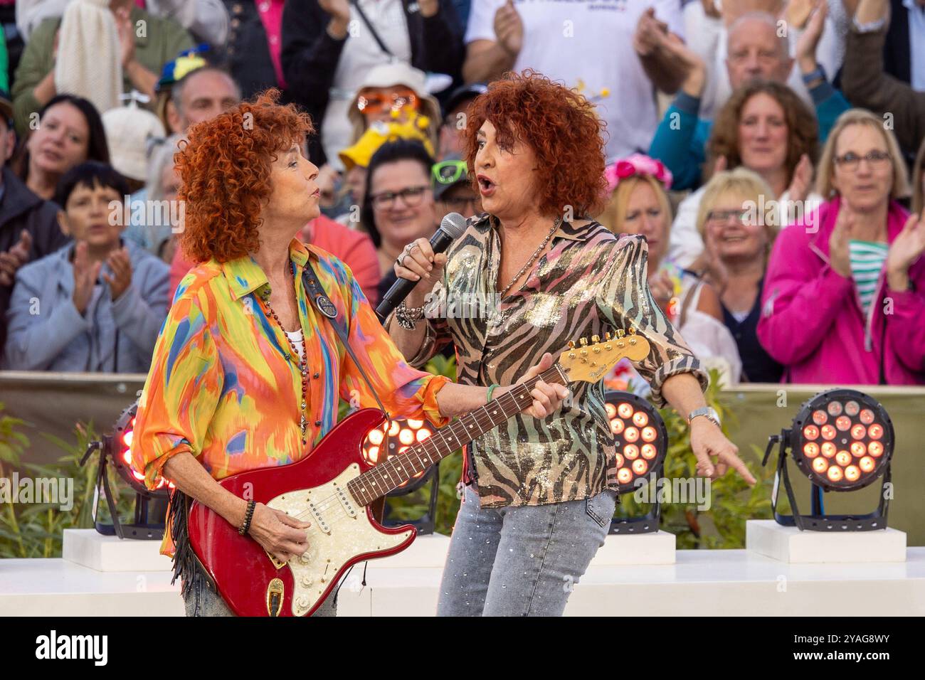 Mainz Schlagerduo Cora beim Auftritt am 15.09.2024 in Mainz beim ZDF ...