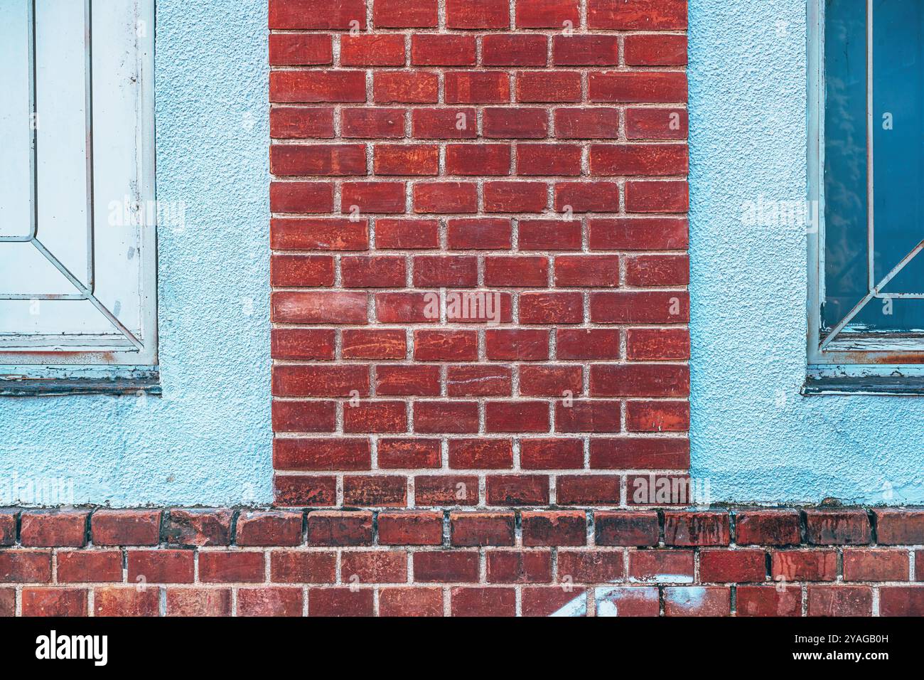 Clinker brick pattern with white mortar as background Stock Photo - Alamy