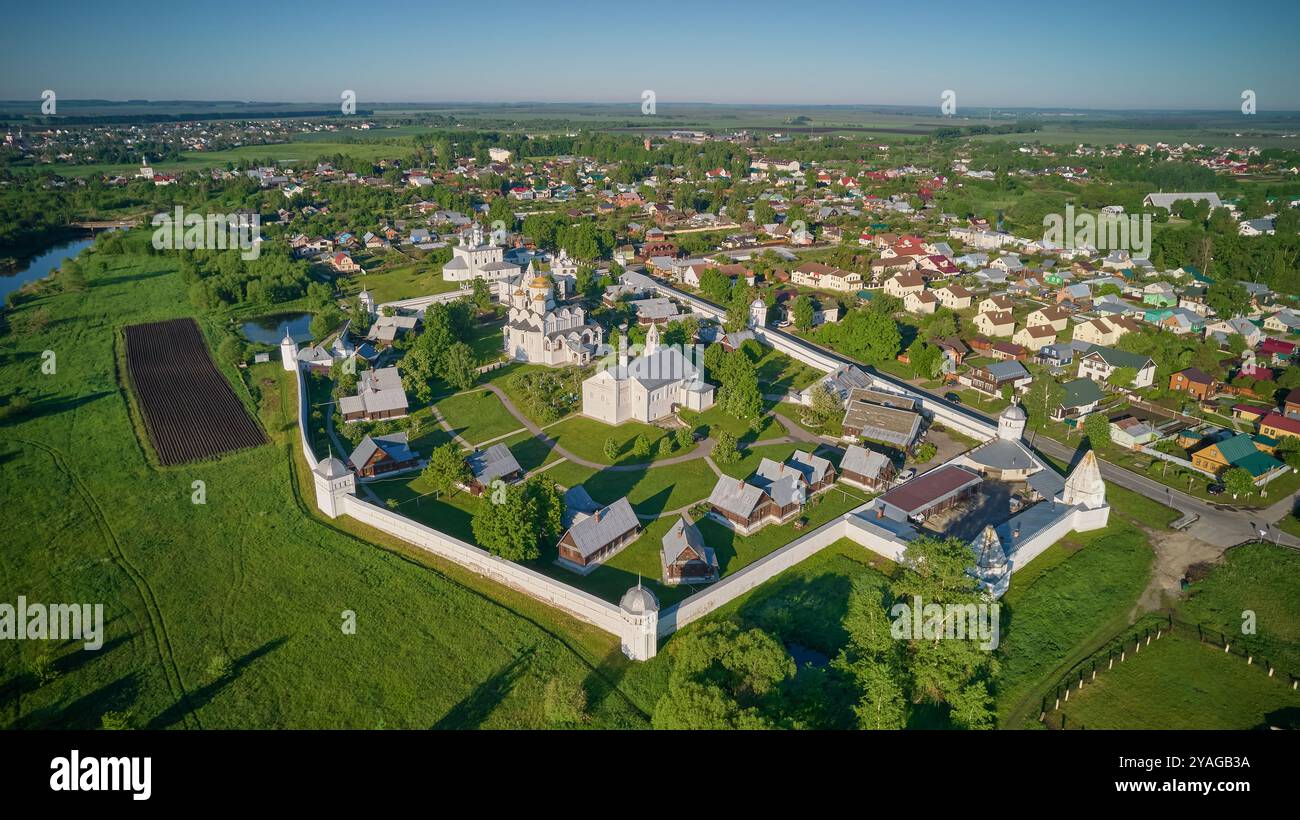Intercession pokrovsky monastery aerial hi-res stock photography and ...