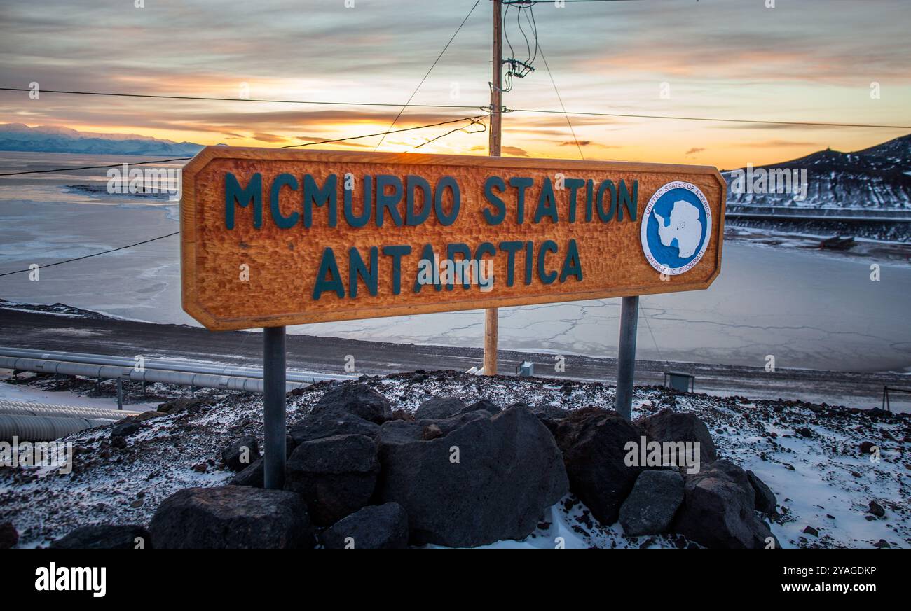 Sign at McMurdo Station, Ross Island, Antarctica Stock Photo - Alamy