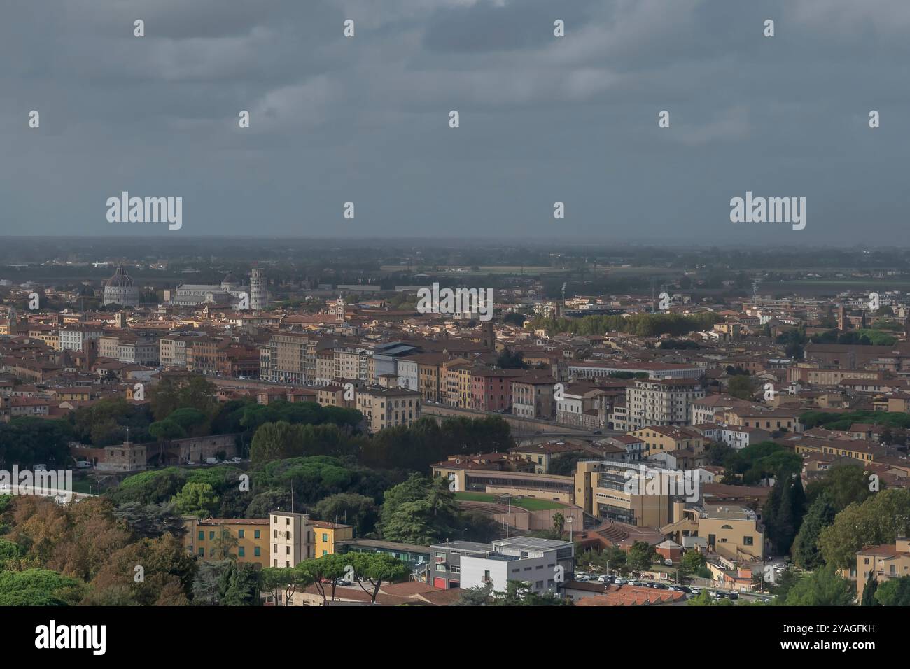 Aerial view of the center of Pisa, Italy, under a very cloudy sky Stock ...