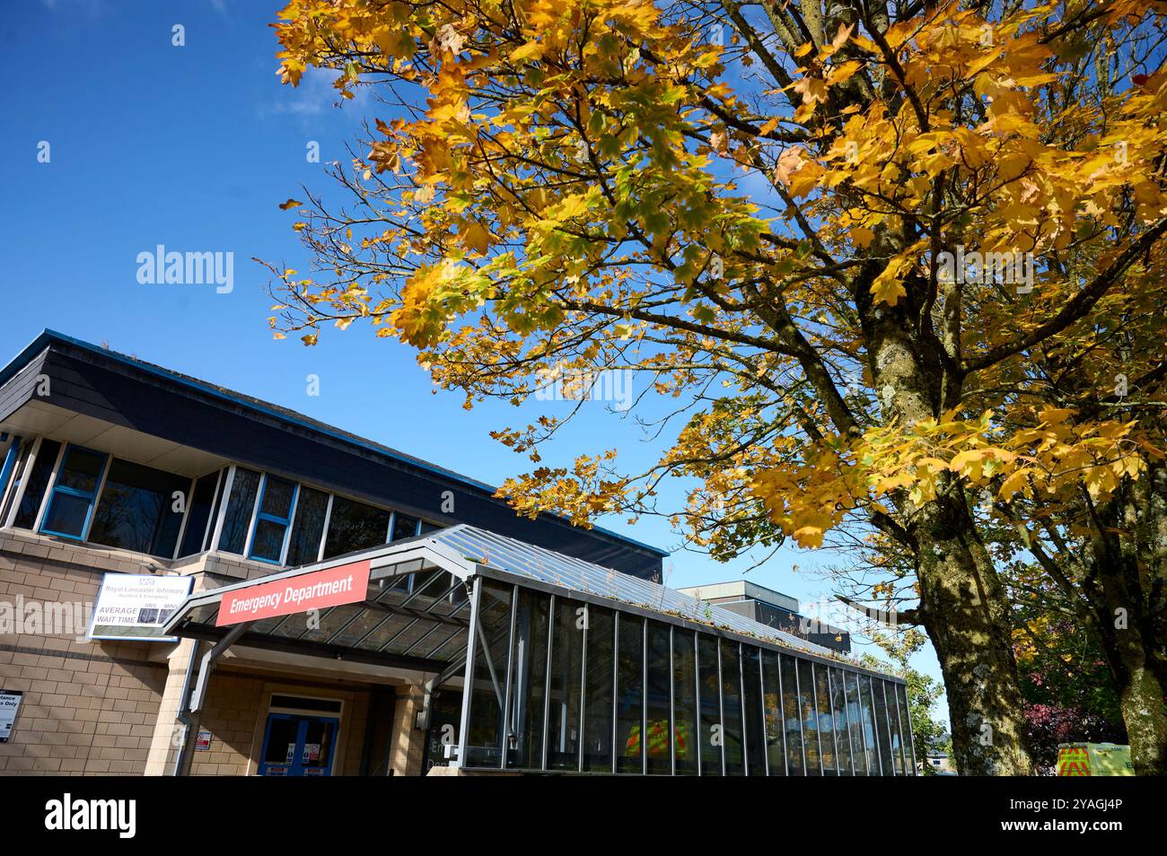 Royal Lancaster Infirmary emergency department Stock Photo - Alamy