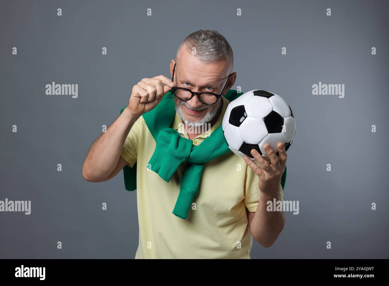 Old man football fan hi-res stock photography and images - Alamy