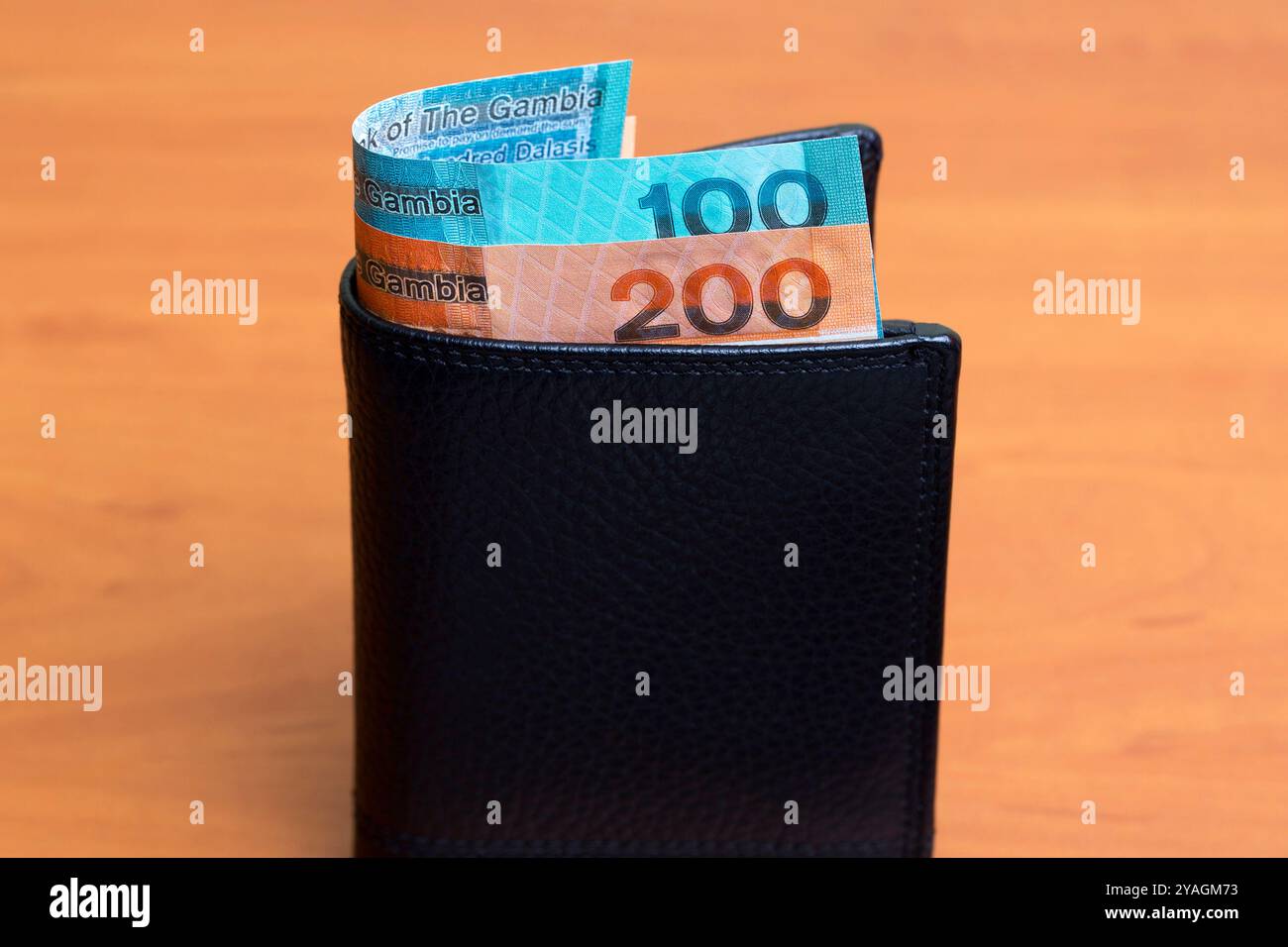Gambia currency hi-res stock photography and images - Alamy