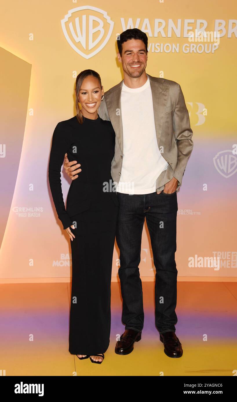 LOS ANGELES, CALIFORNIA - OCTOBER 10: (L-R) Serena Pitt and Joe Amabile ...