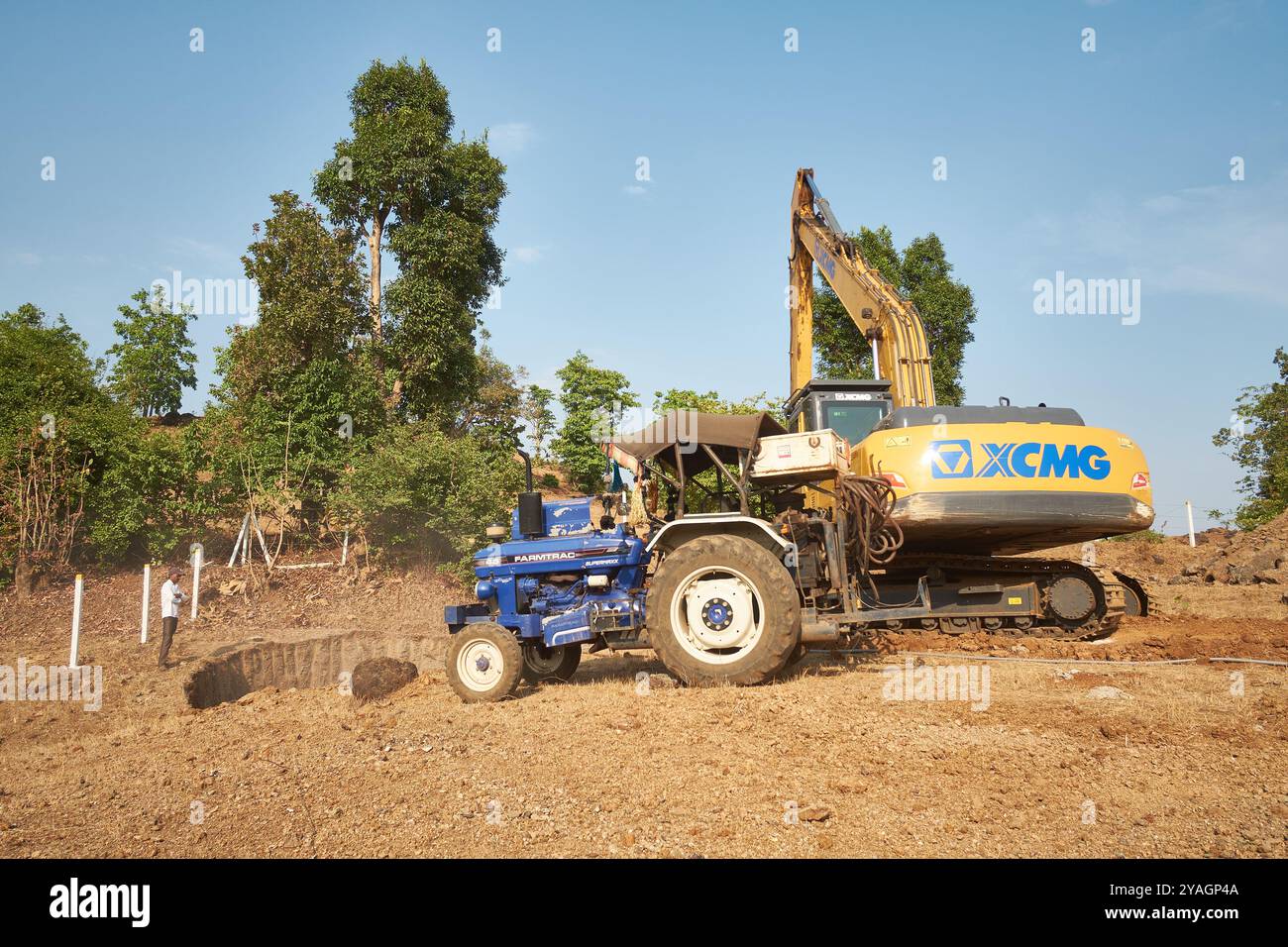 Dig well india hi-res stock photography and images - Alamy
