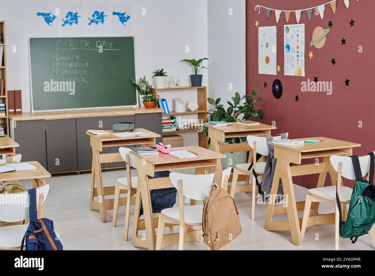 Subject guidance hi-res stock photography and images - Alamy