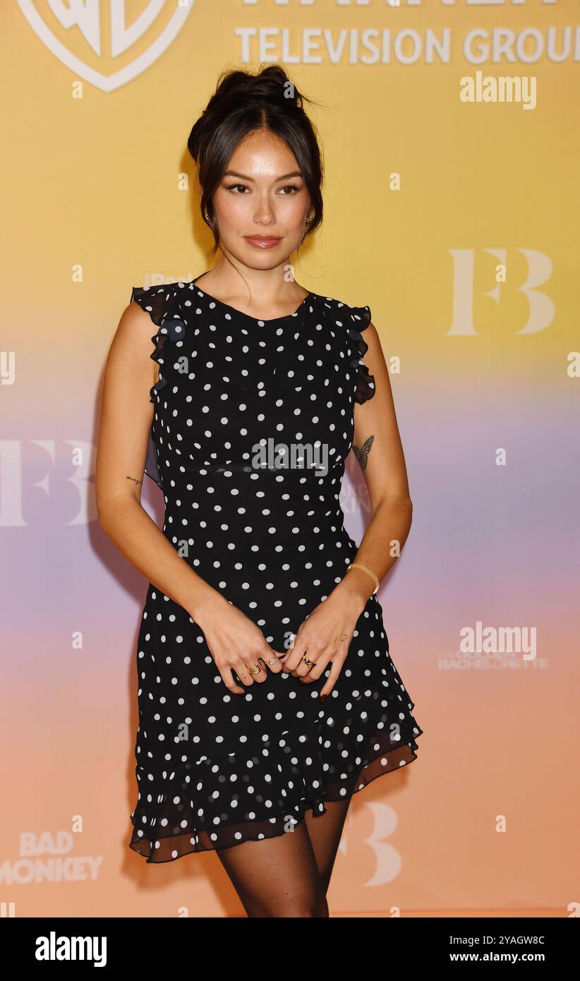 LOS ANGELES, CALIFORNIA - OCTOBER 10: Zoe Cipres attends the Warner ...