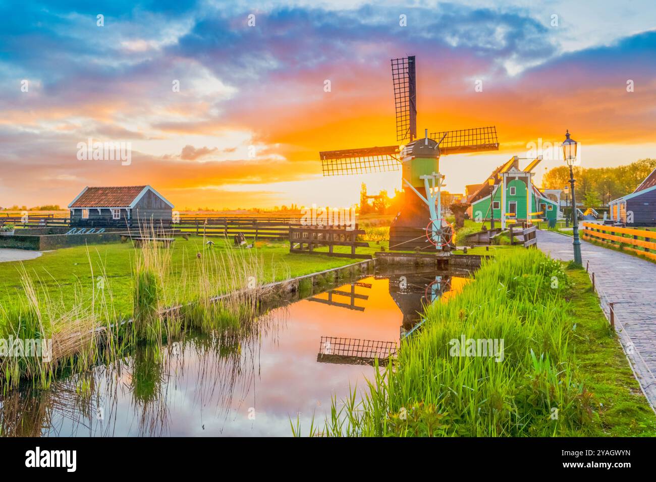 Dutch wind mills Stock Photo - Alamy