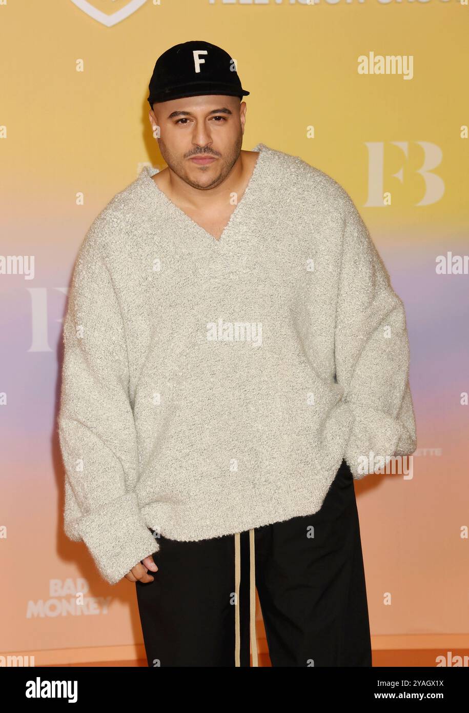 LOS ANGELES, CALIFORNIA - OCTOBER 10: Jessie Prez attends the Warner ...