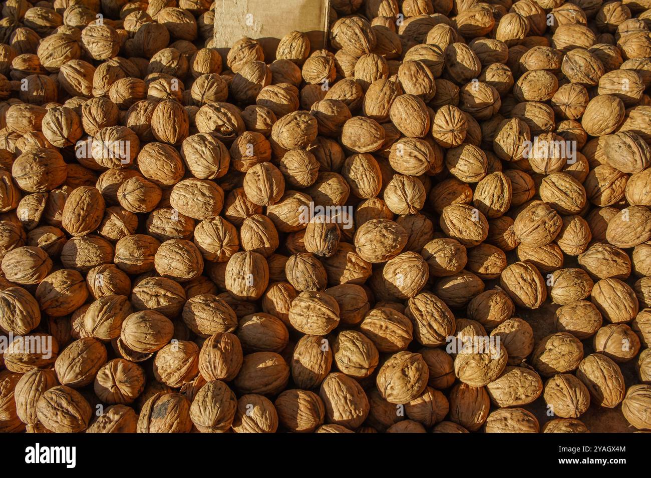 Walnuts on market stall close hi-res stock photography and images - Alamy