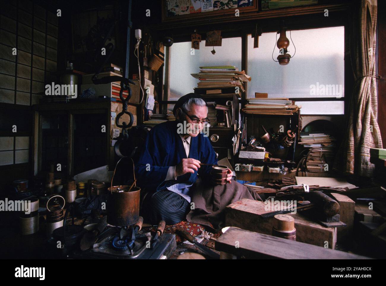 Master box hi-res stock photography and images - Alamy