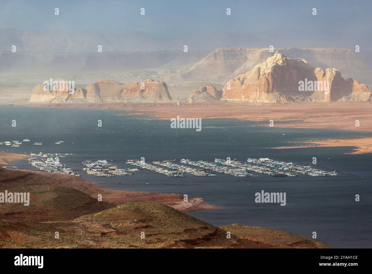 Dust Storm, Wahweap Marina, Lake Powell, Arizona Stock Photo - Alamy