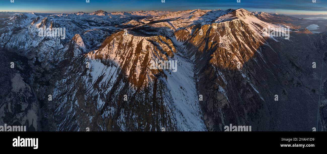 Sierra Nevada Mountains and the Ansel Adams Wilderness from a ...