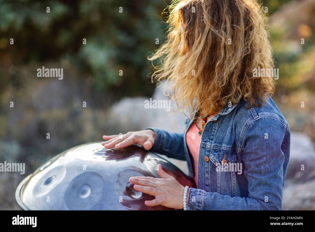 Beautiful drum hi-res stock photography and images - Alamy