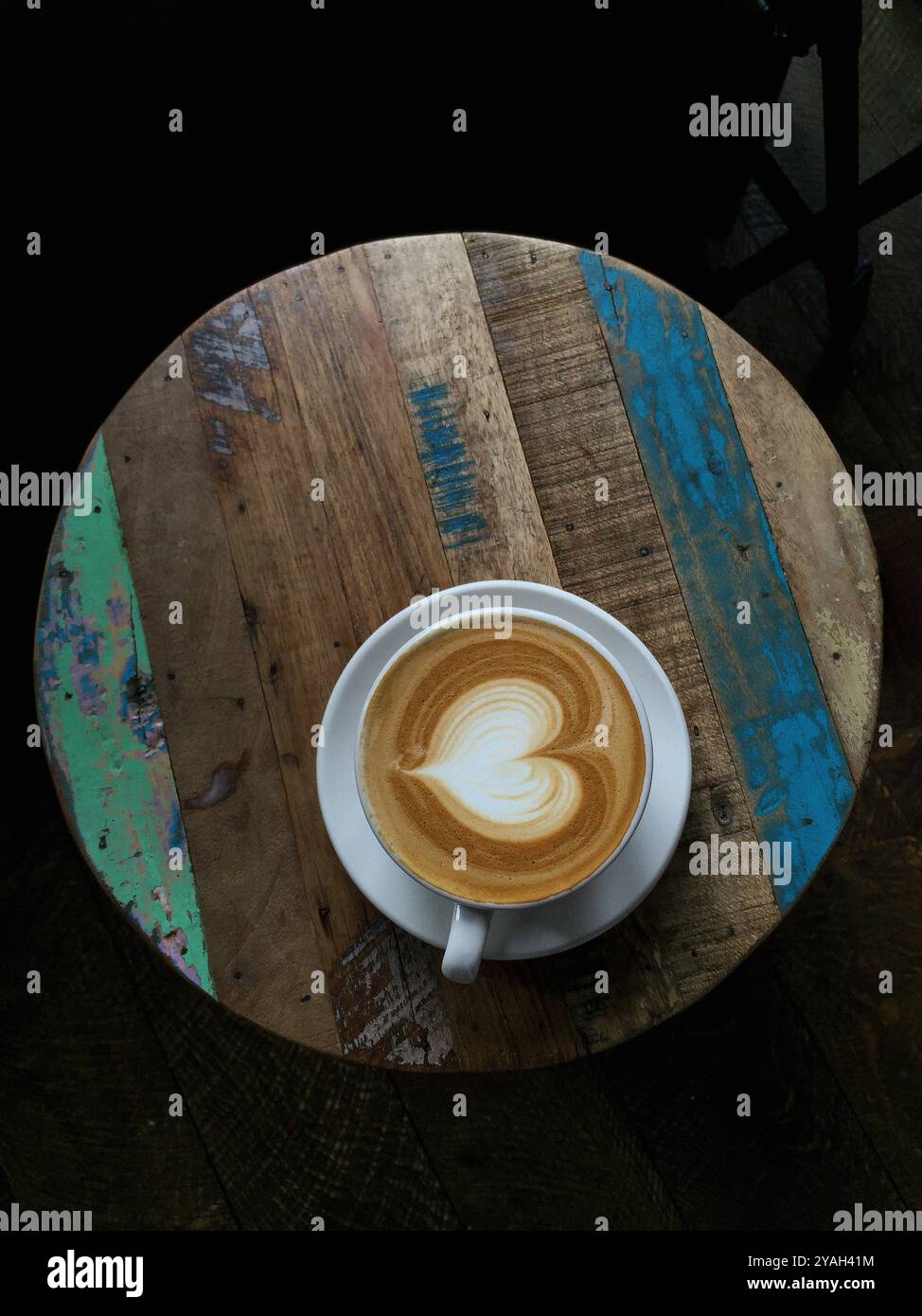 Cafe latte hi-res stock photography and images - Alamy