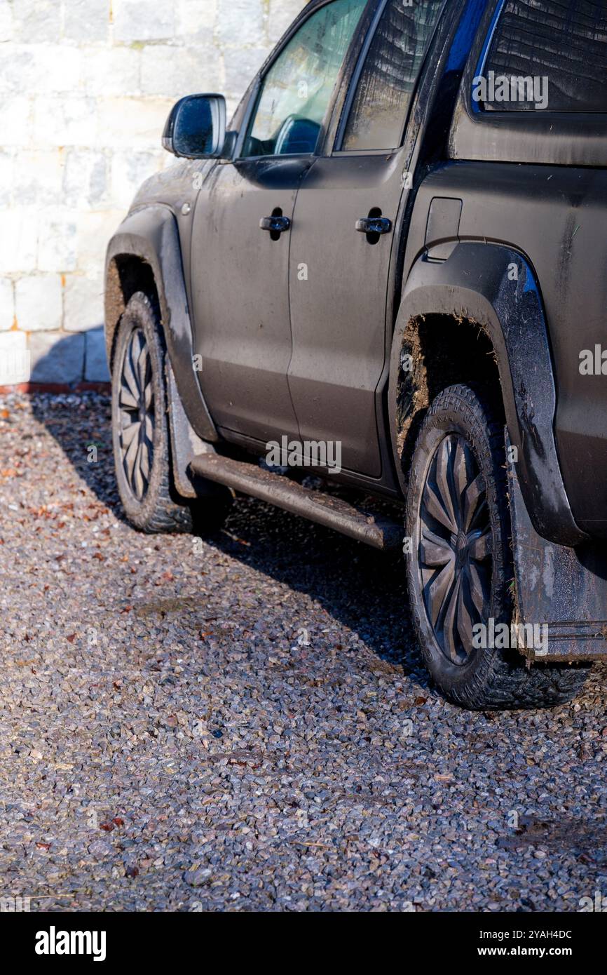 Royal Agricultural University students on a trip to Temple Farm ...