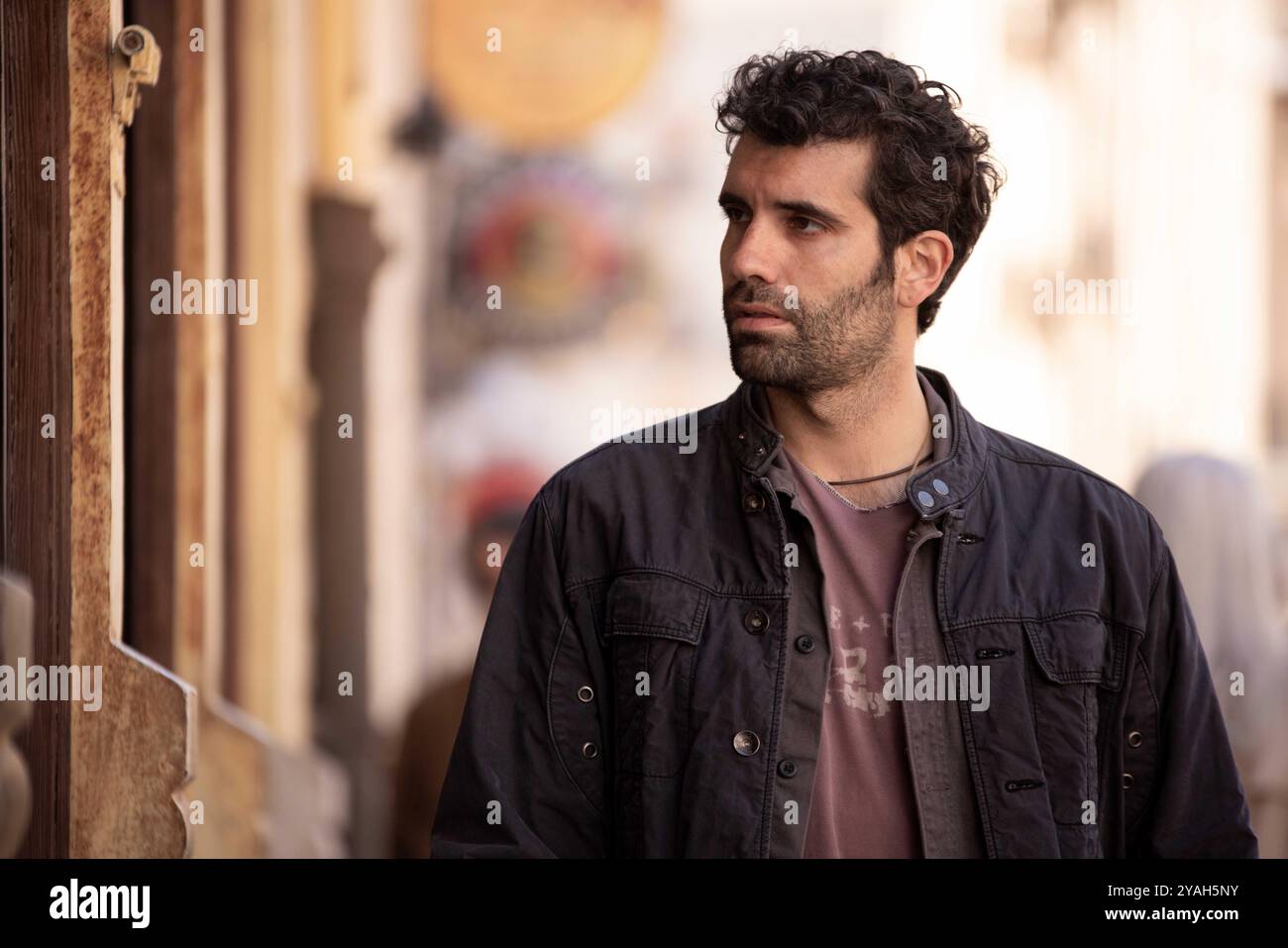 TAMAR NOVAS in PARECIDO A UN ASESINATO (2025), directed by ANTONIO ...