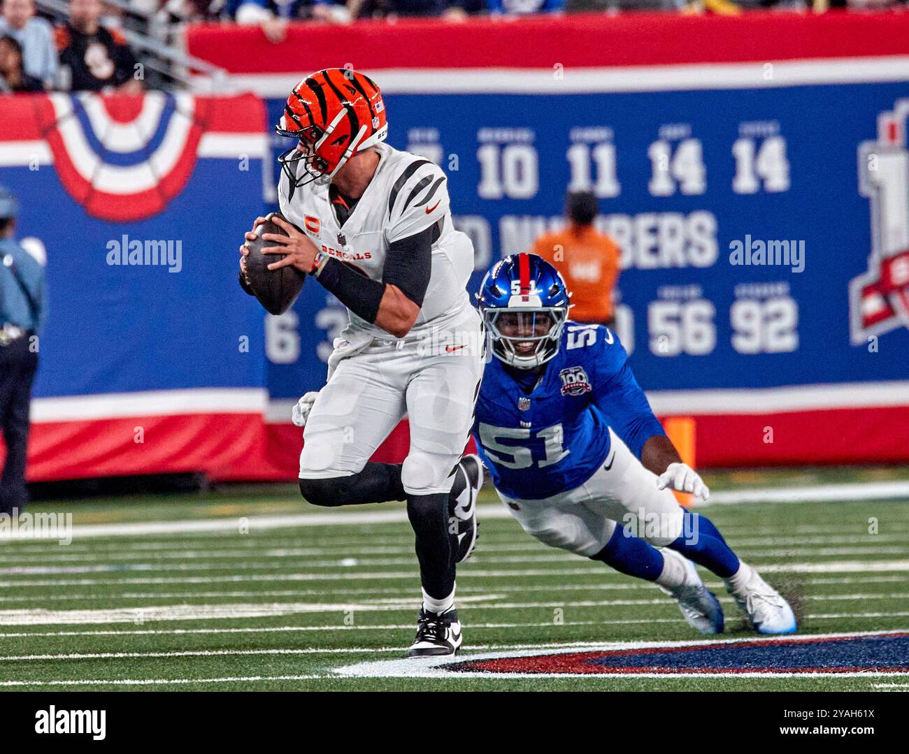 Azeez ojulari giants hi-res stock photography and images - Alamy