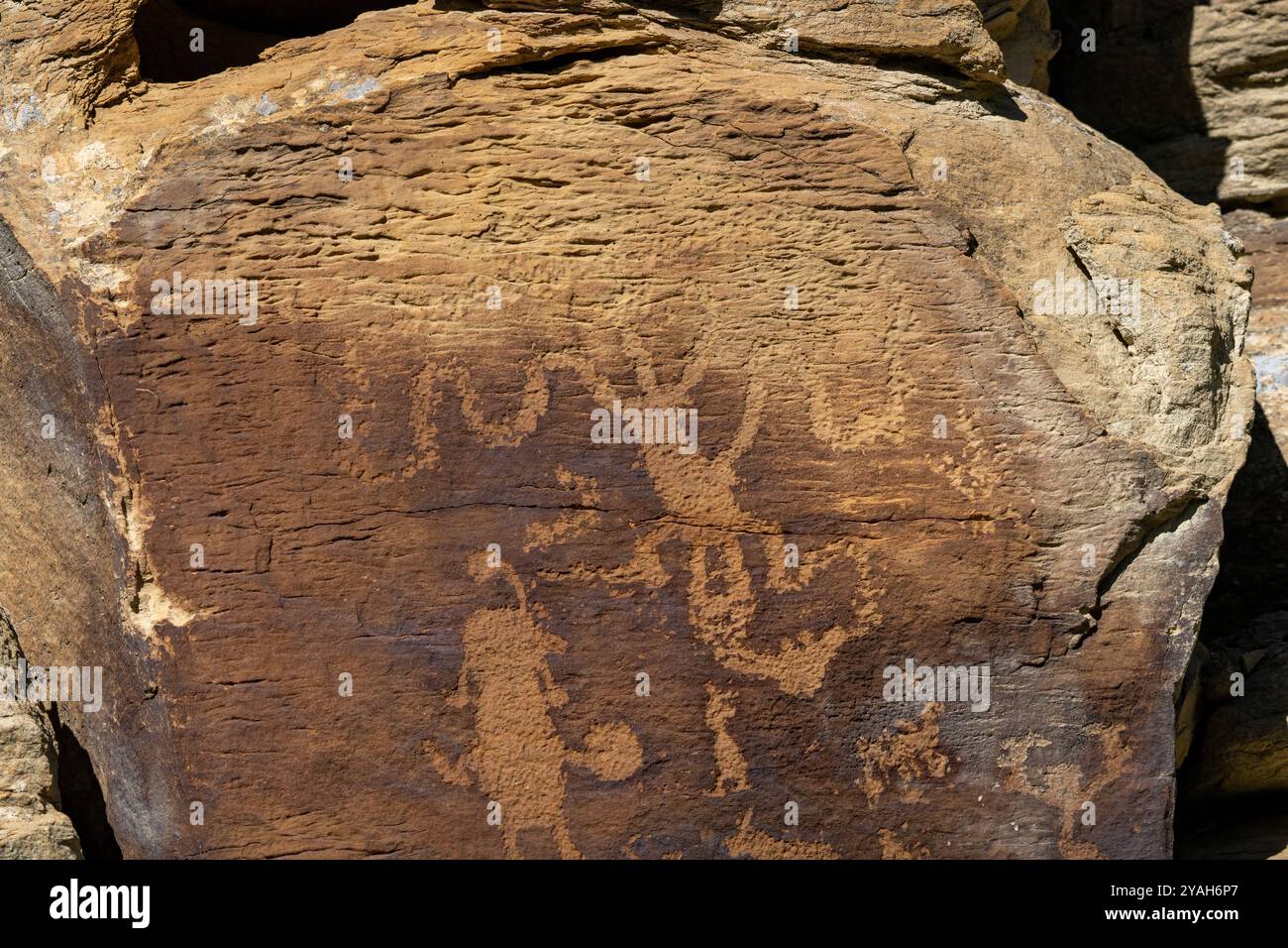 Anthropomorphic figures on a pre-Hispanic Fremont Amerindian rock art ...
