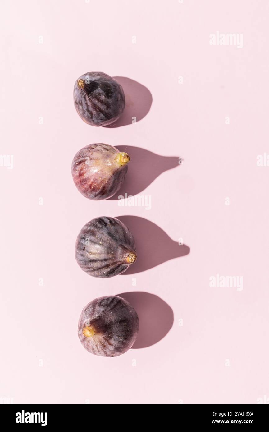 Figs on pastel hi-res stock photography and images - Alamy