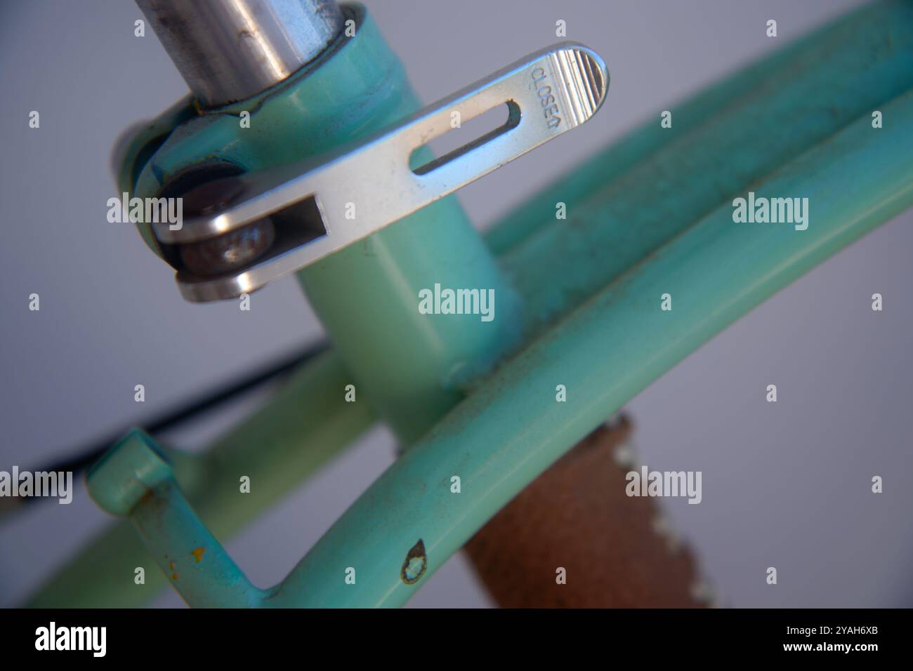 Bicycle seat clamp hi-res stock photography and images - Alamy