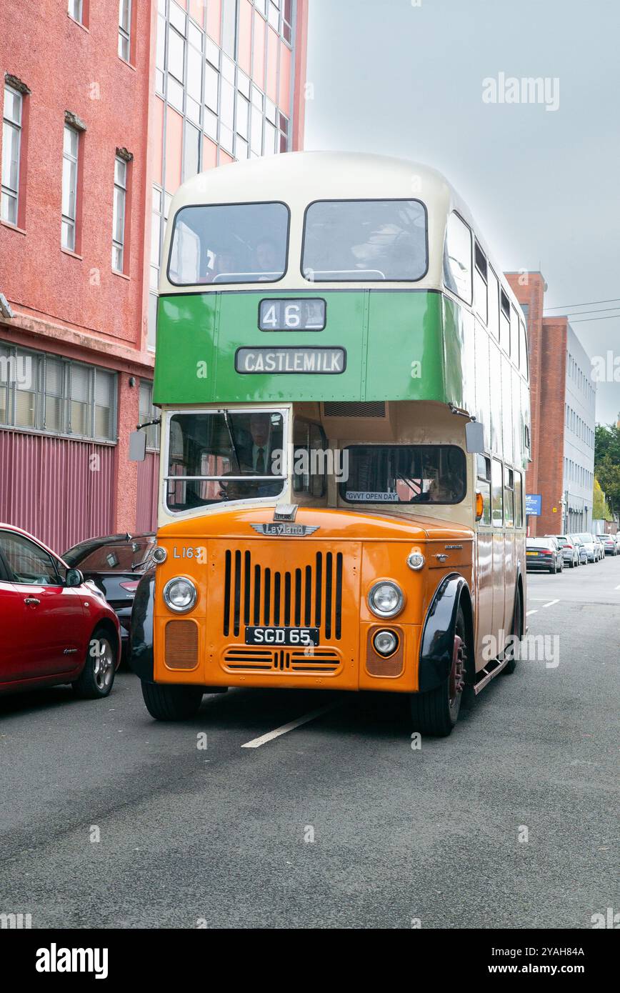 1950s leyland buses hi-res stock photography and images - Alamy