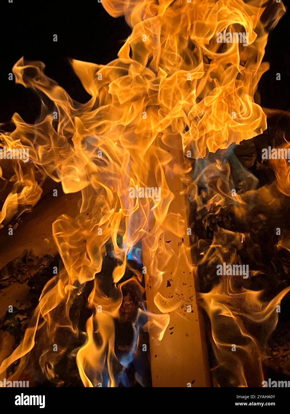 Photo of a closer look at a colorful fire Stock Photo - Alamy