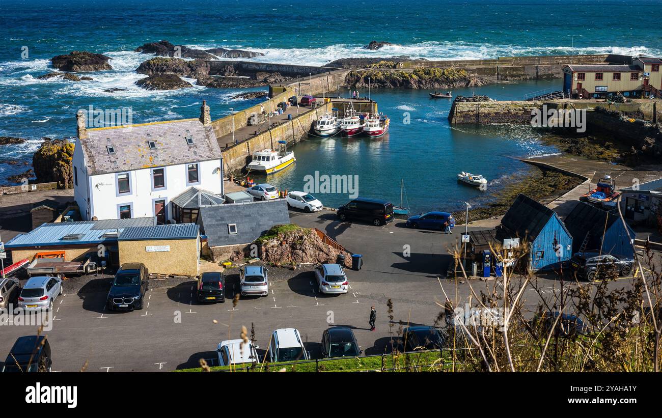 Peaceful harbor view hi-res stock photography and images - Alamy