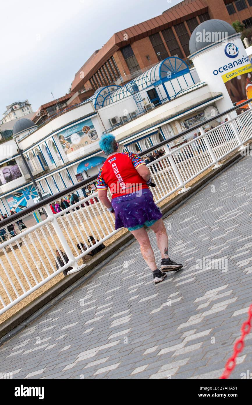 Female runner with blue hair, running, Bournemouth half marathon ...