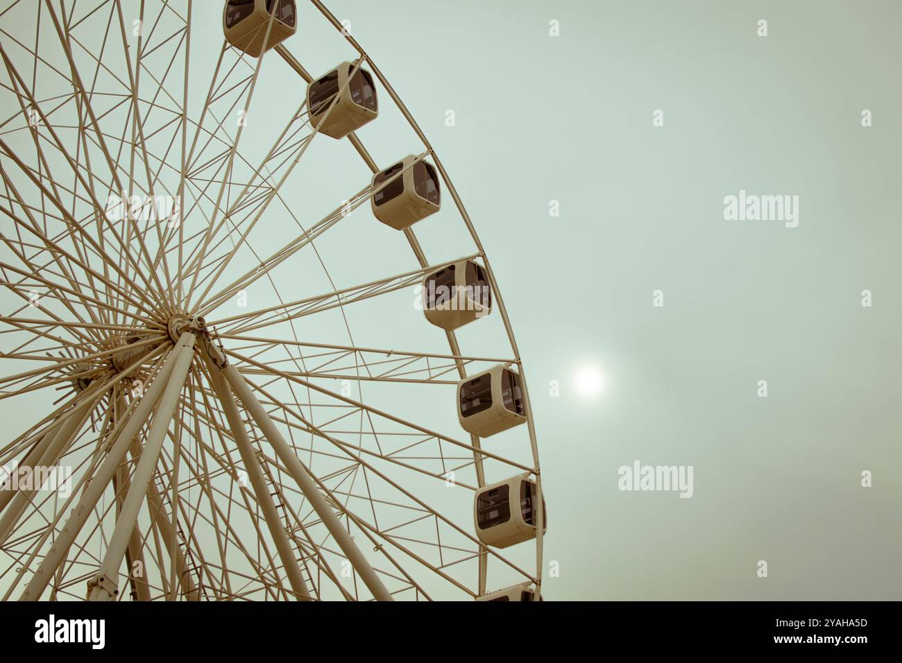 Hazy sunshine hi-res stock photography and images - Alamy