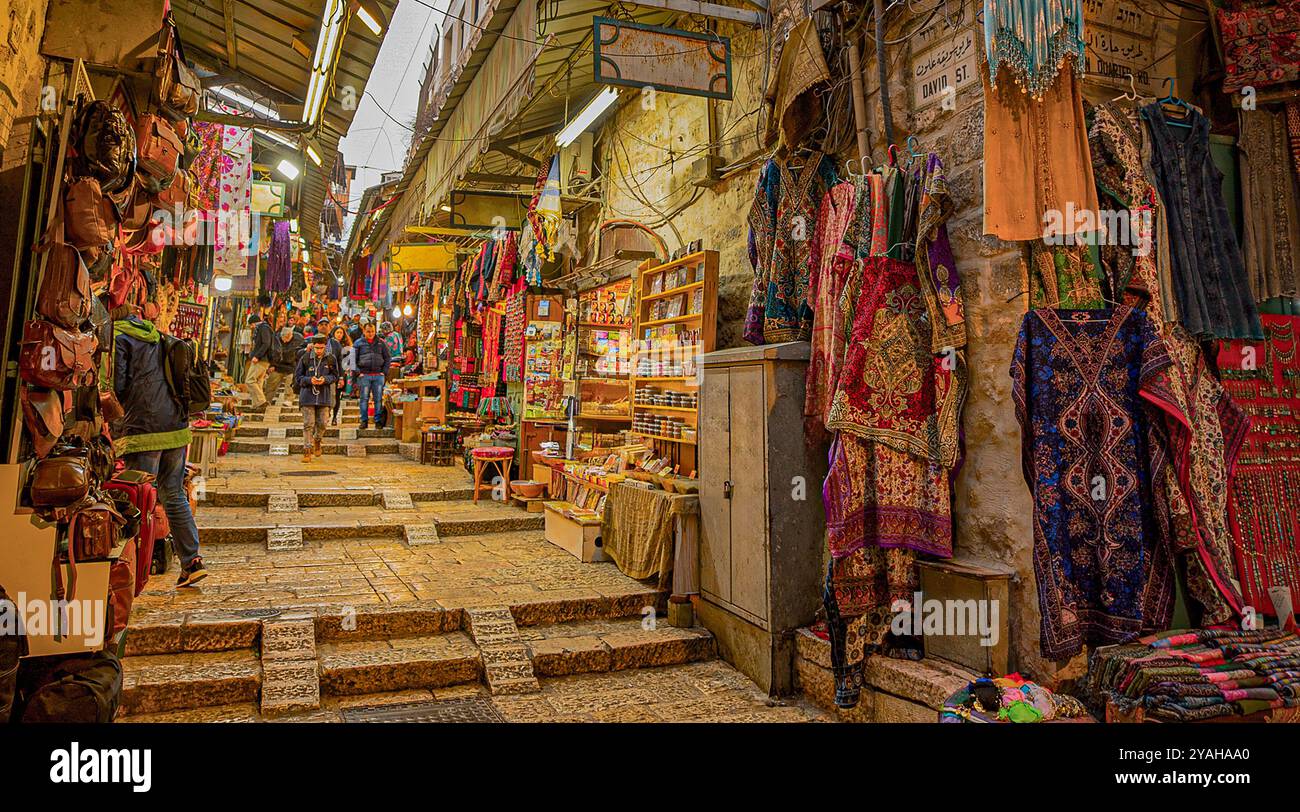 The Arabic suq in the historic old city of Jerusalem, Israel., Middle ...