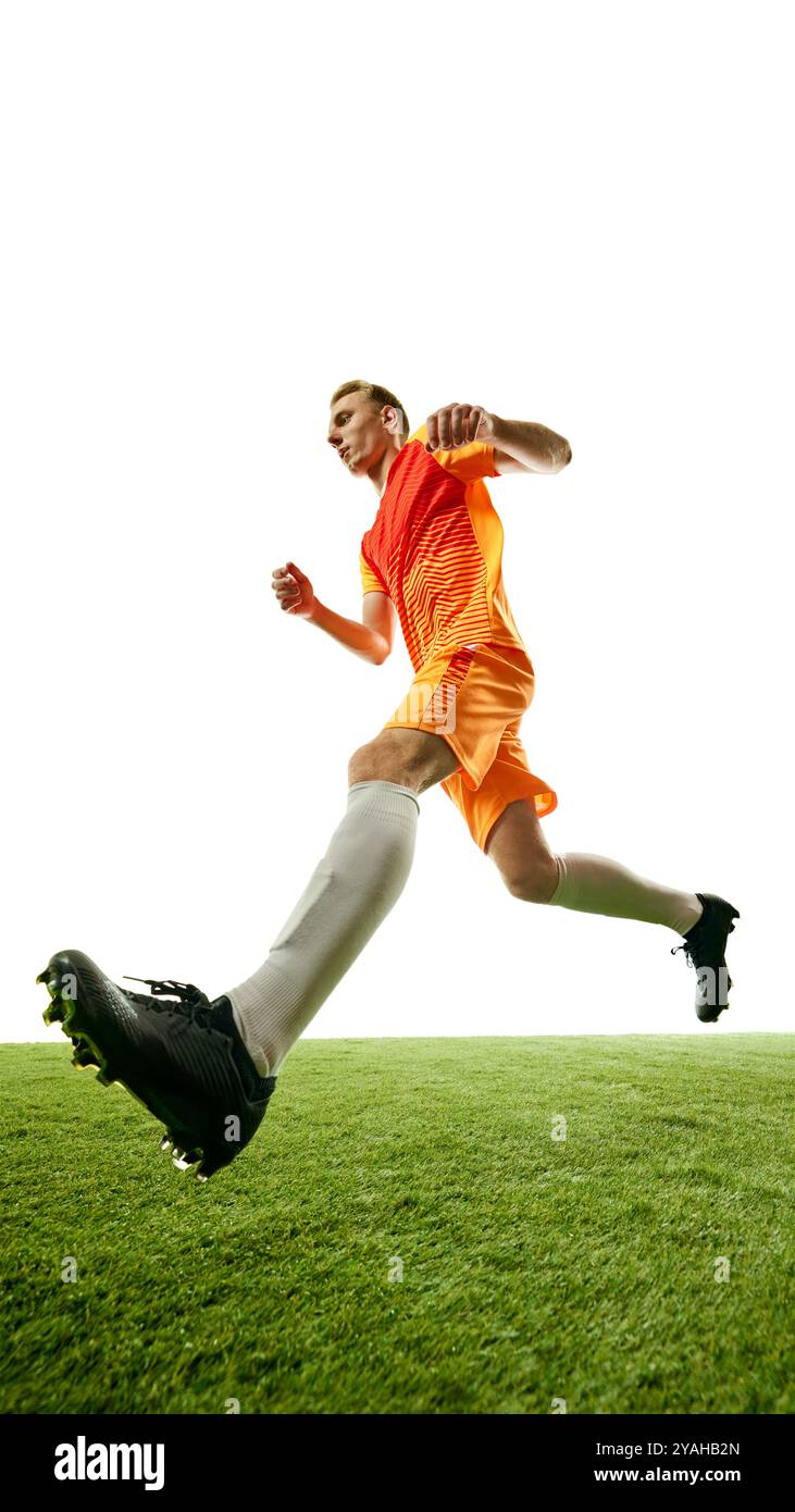 Ball moves across hi-res stock photography and images - Alamy