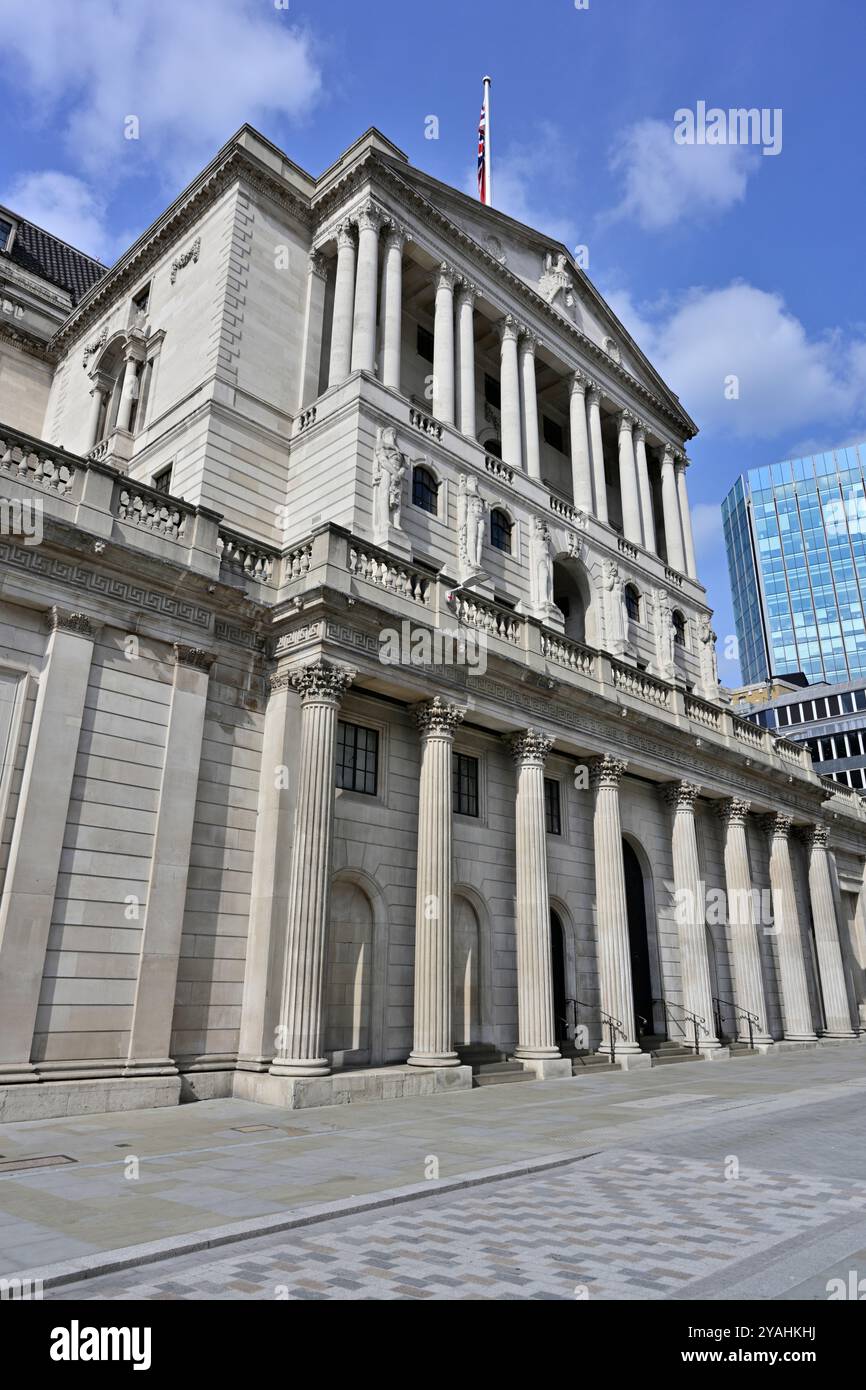 Bank of England, Threadneedle Street, London EC2R, United Kingdom Stock ...