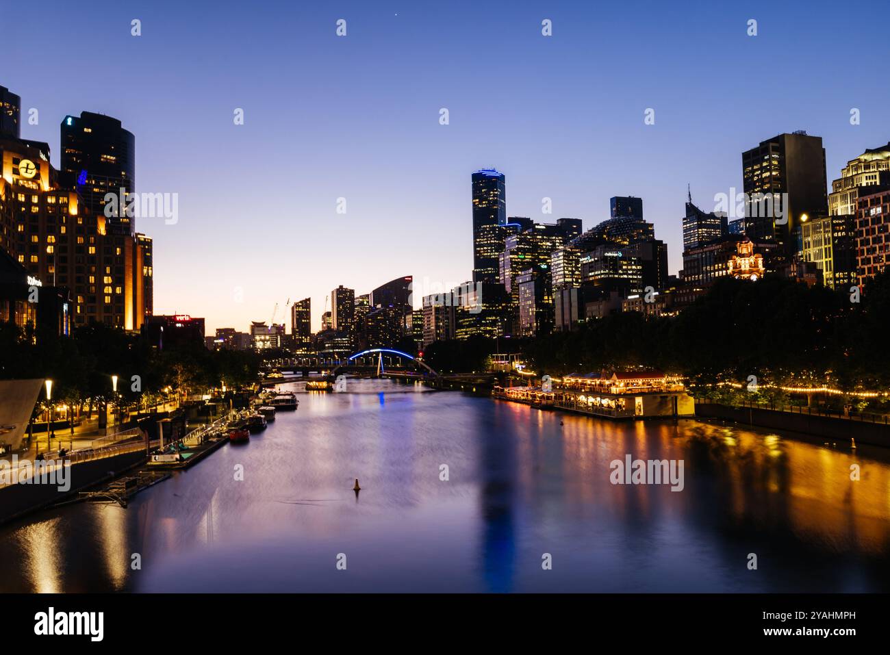 Melbourne Skyline at Dusk in Australia Stock Photo - Alamy