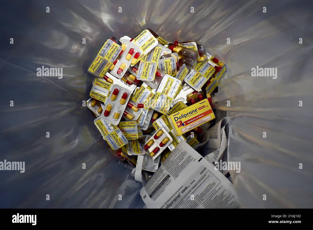 Best selling photos hi-res stock photography and images - Alamy