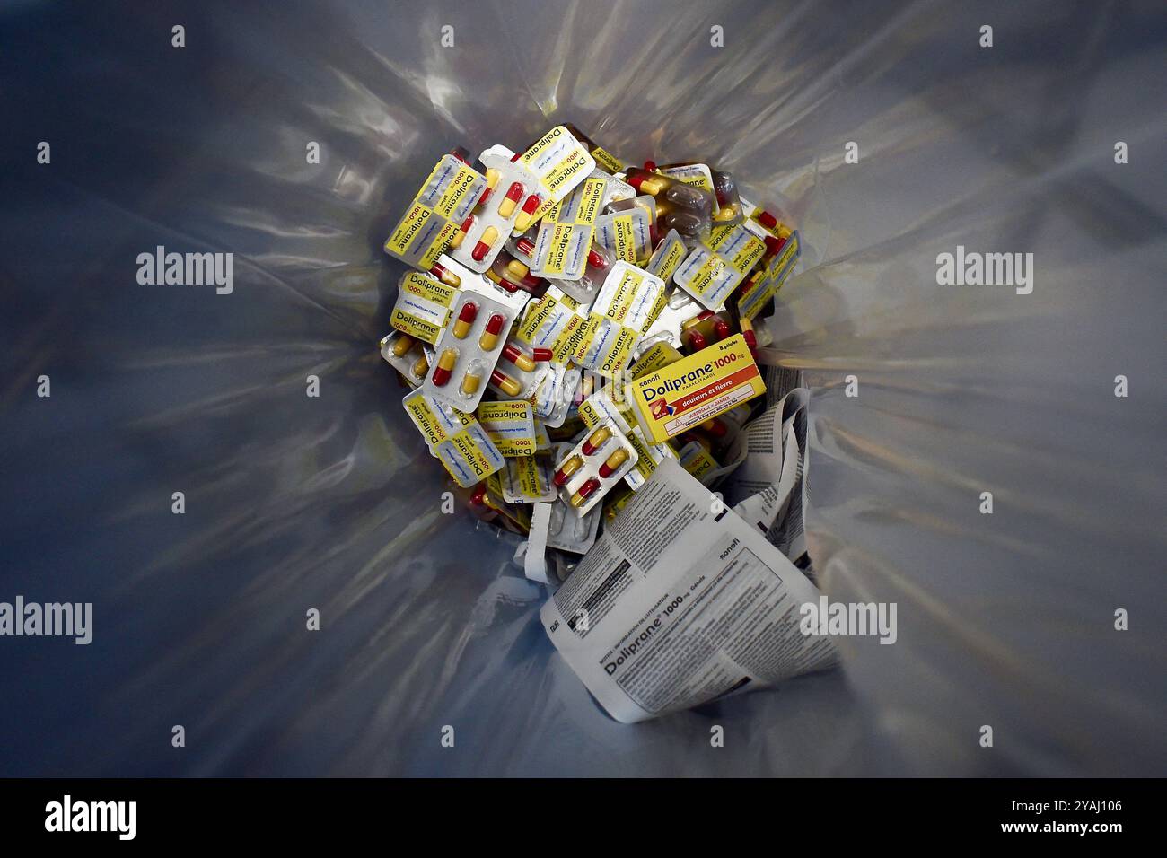 Best selling photos hi-res stock photography and images - Alamy