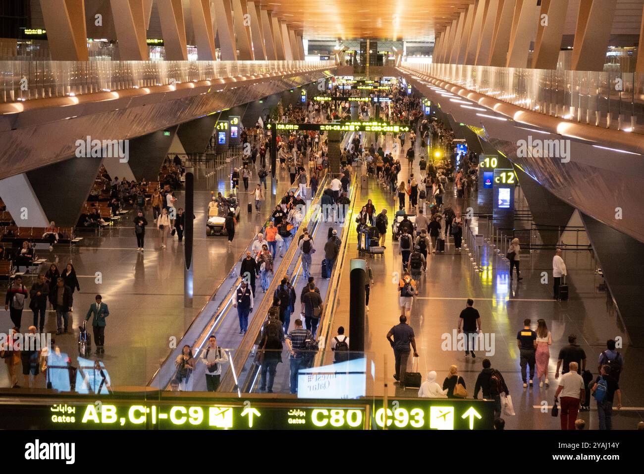 Hamad international airport 2024 hi-res stock photography and images ...
