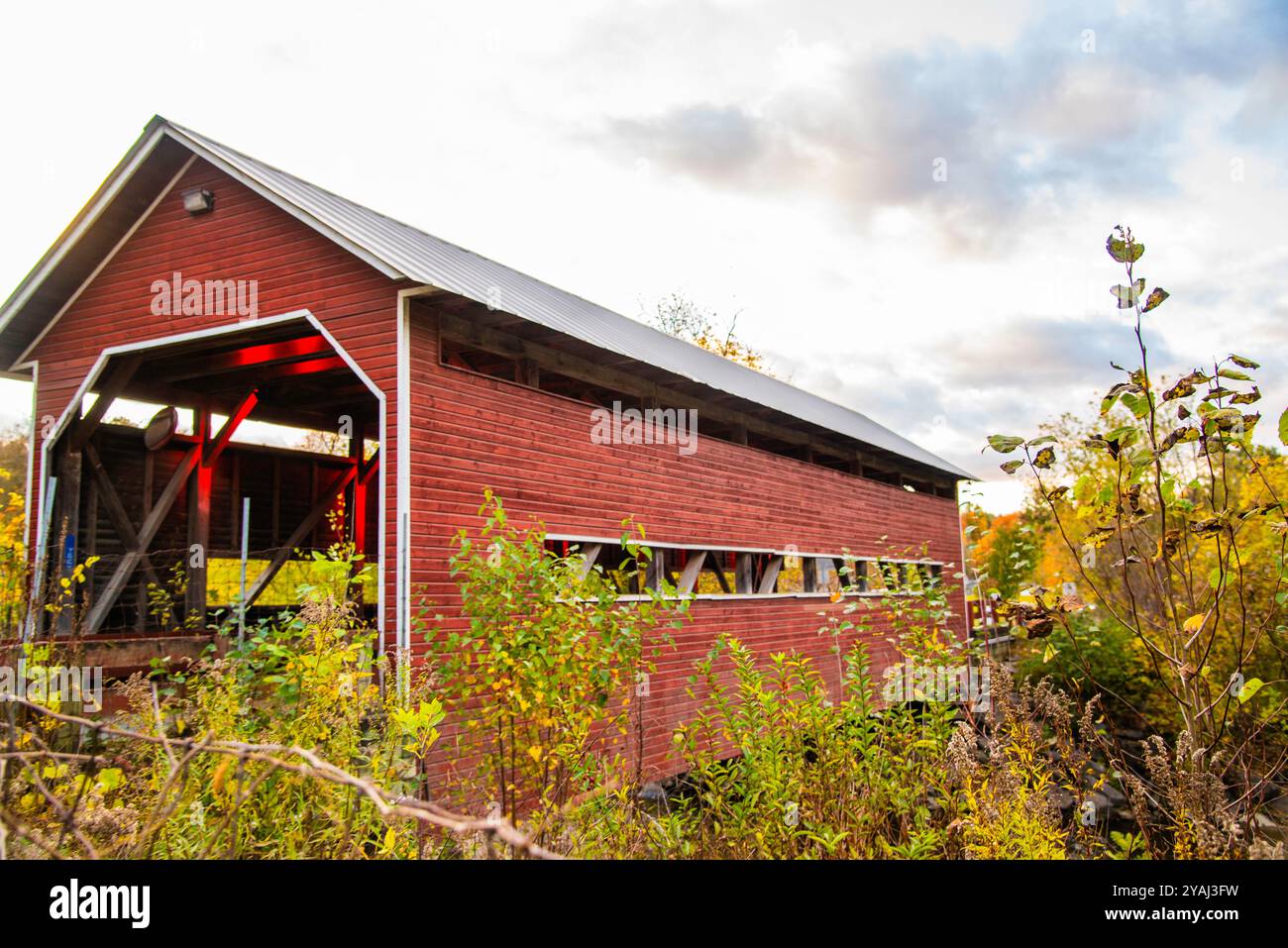 Coaticook, Canada - Oct. 12 2024: Jet Bridge in Colorful autumn season ...