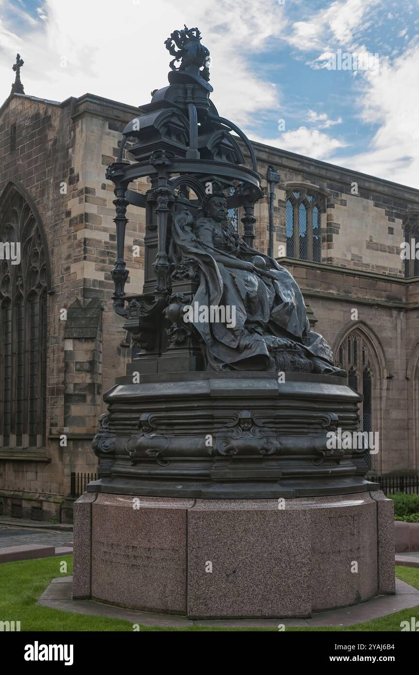 NEWCASTLE UPON TYNE, UK - AUGUST 02, 2012: Commemorative statue of ...