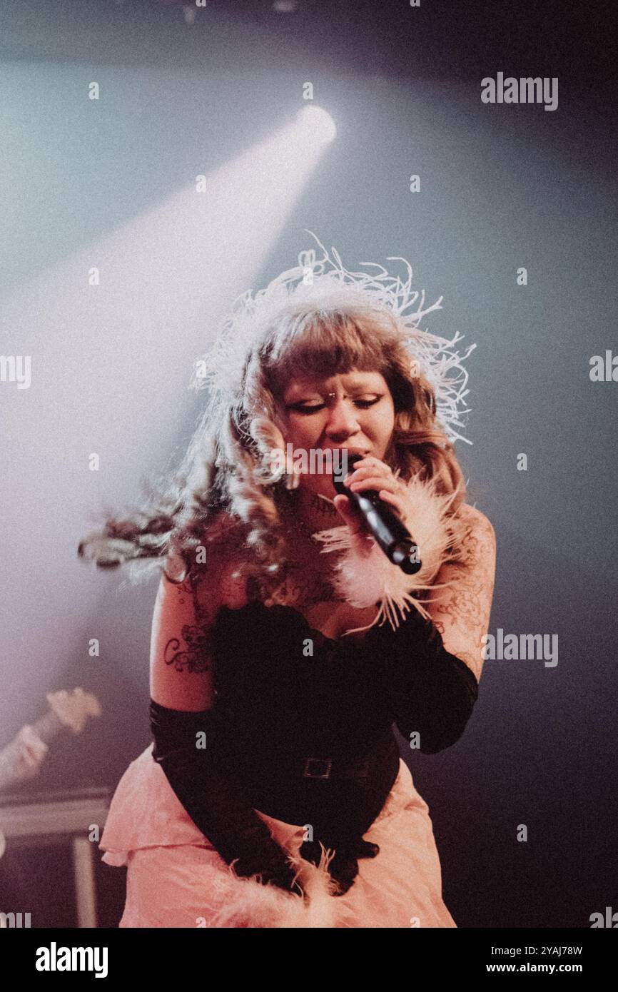 Copenhagen, Denmark. 13th, October 2024. The British singer Jazmin Bean ...