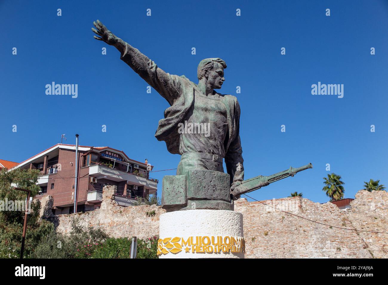 The monument of Mujo Ulqinaku, Durres, Albania Stock Photo - Alamy