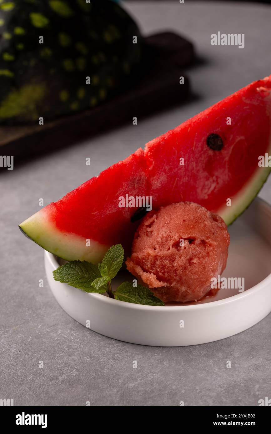 Real fruit ice cream hi-res stock photography and images - Alamy
