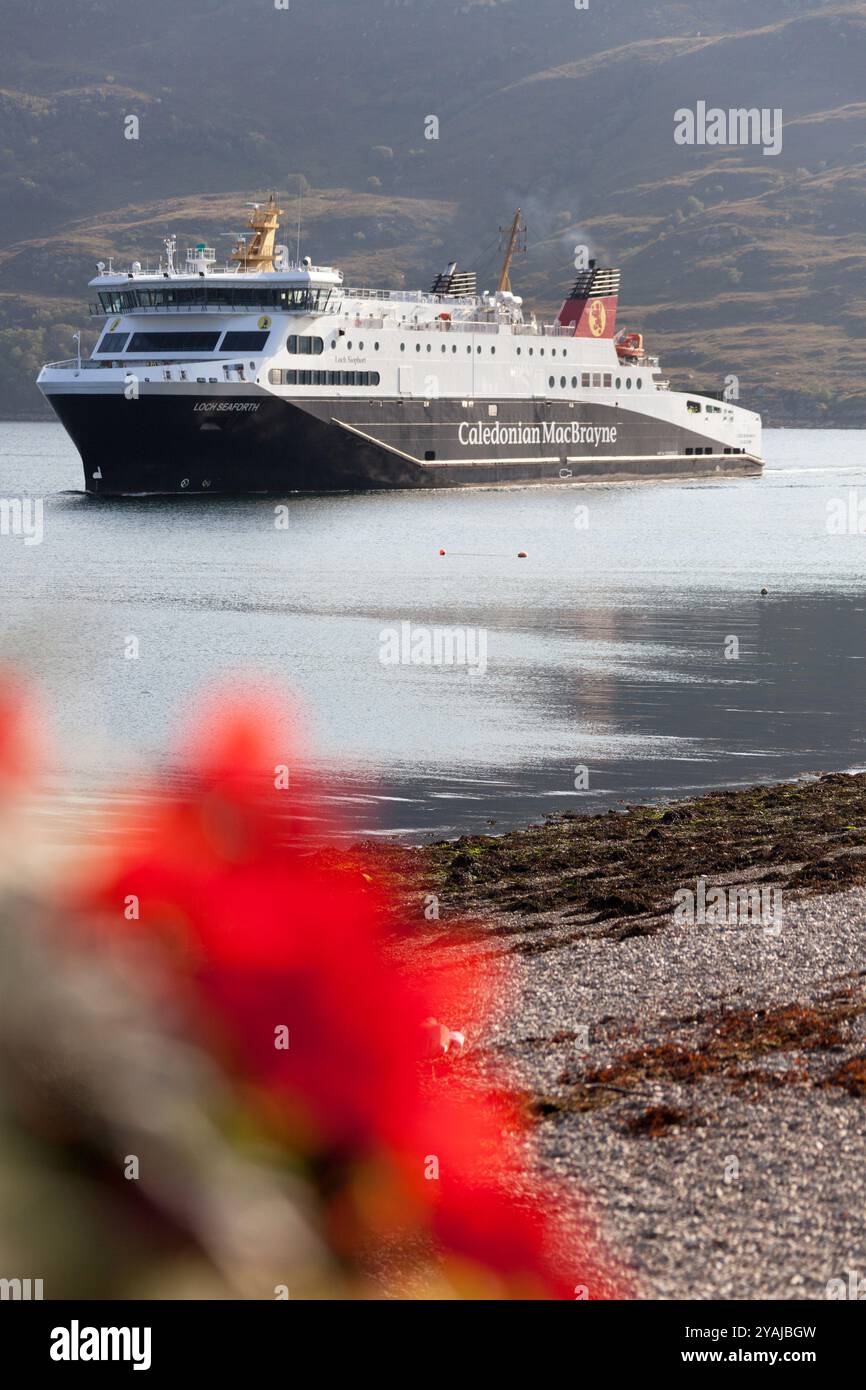 Village of Ullapool, Scotland. The Caledonian MacBrayne (Cal Mac) Loch ...