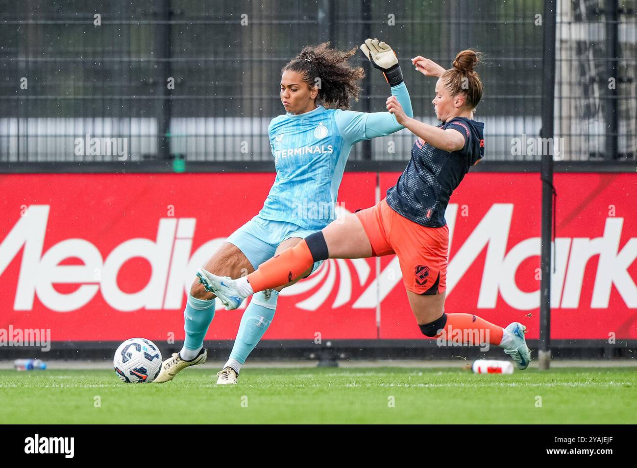 Rotterdam - Feyenoord V1 Goalkeeper Jacintha Weimar during the match ...