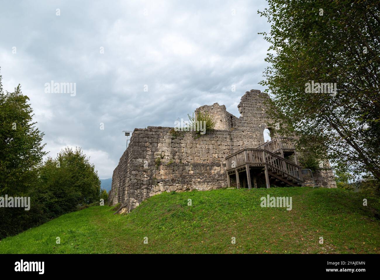 Reach castle hi-res stock photography and images - Alamy