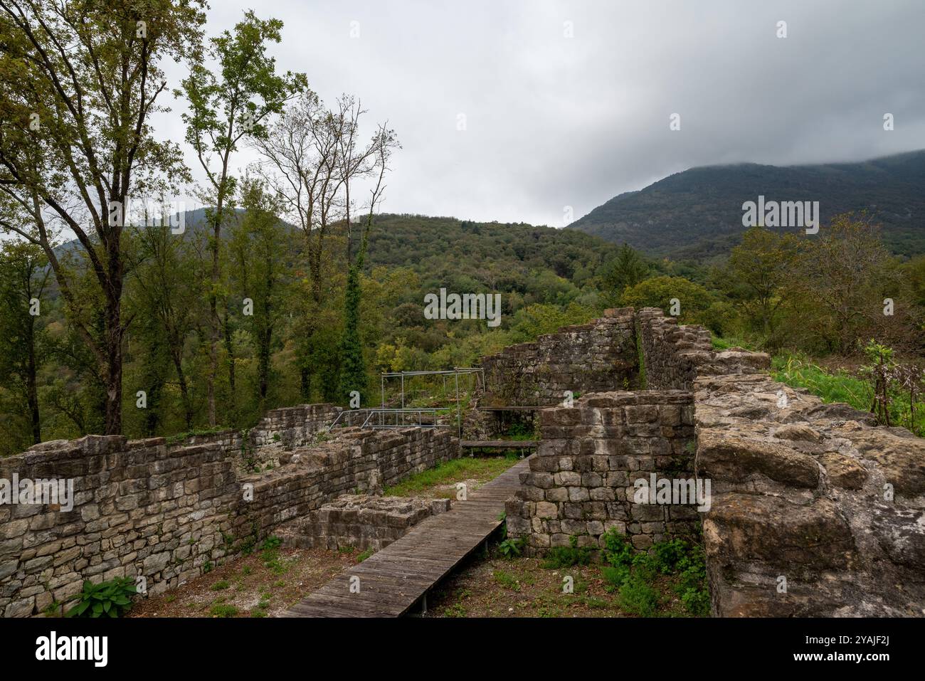 Meduno castle hi-res stock photography and images - Alamy
